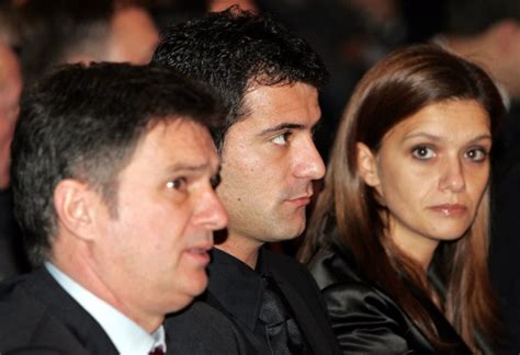 Kao Grom Iz Vedra Neba Dejan Stanković Postaje Otac Po četvrti Put