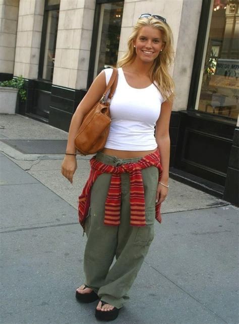 A Visual Timeline Of Jessica Simpsons Body Celebrities