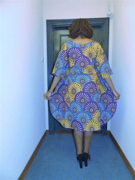 Robe Droite En Wax Pagne Africain Par Pagnshopea Robes Courtes