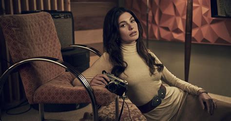 Camila Morrone La Hija De Argentinos Y Ex De Leo Dicaprio Estrena