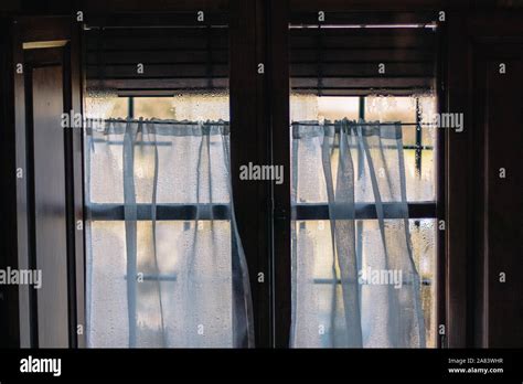 Translucent Water Hi Res Stock Photography And Images Alamy