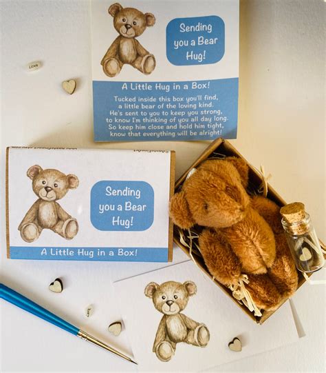 Sending Hugs Your Way Clipart
