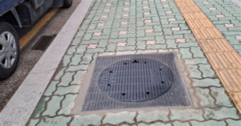 부산시 사고 위험 콘크리트 맨홀뚜껑 철제로 전량 교체