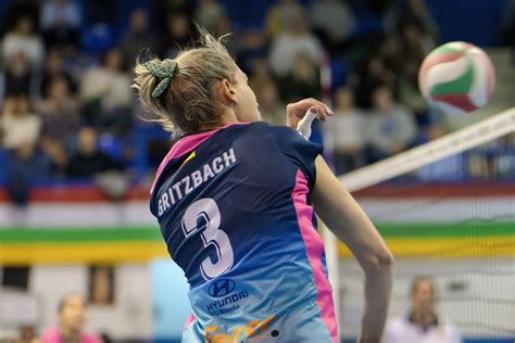 La Victoria Ante Tenerife Catapulta Al Ocisa Haro Hasta La Tercera