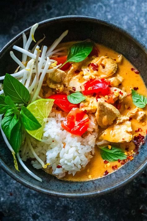 Thai Thai Zucchini Curry Feasting At Home