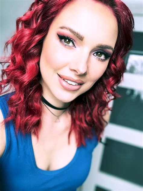 Gingrbredbeauty New Pfp On Twitter Its Wackywednesday And We