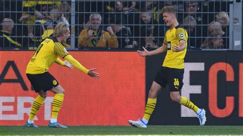 Borussia Dortmund Marco Rose Blickt Nach Bvb Gala Voraus Sollte Zu