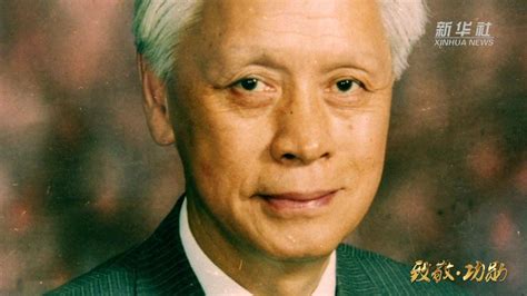 共和国功勋人物丨他用“一粒糖丸”让中国儿童远离小儿麻痹症 新华网