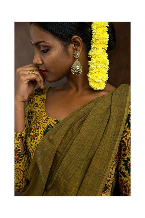 A Hint Of Red ~ Mohini The Store On Behance Model Photography