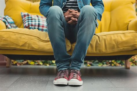 How Men Should Sit Should Men Sit With Their Knees Open Or Closed