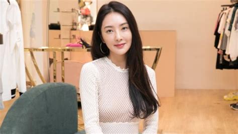 吳速玲斷開曹格露臉了！正到發光 過來人陳美鳳13字送暖 姊妹淘話題 娛樂 Nownews今日新聞