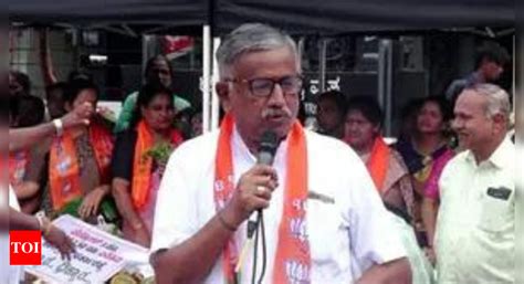 Karnataka Bjp Leader Dies During Protest Against Hike In Petrol