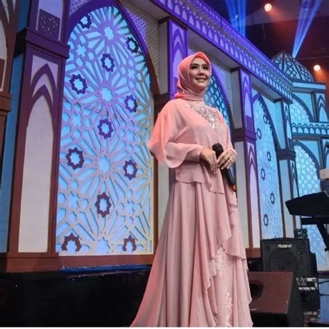 10 Facts About Gita KDI Who Appeared Affectionate With Dedi Mulyadi On