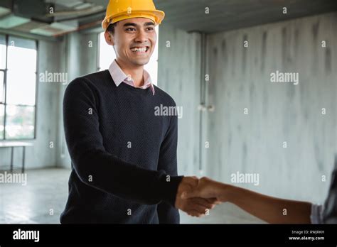 Einen Deal Machen Stockfotos Und Bilder Kaufen Alamy