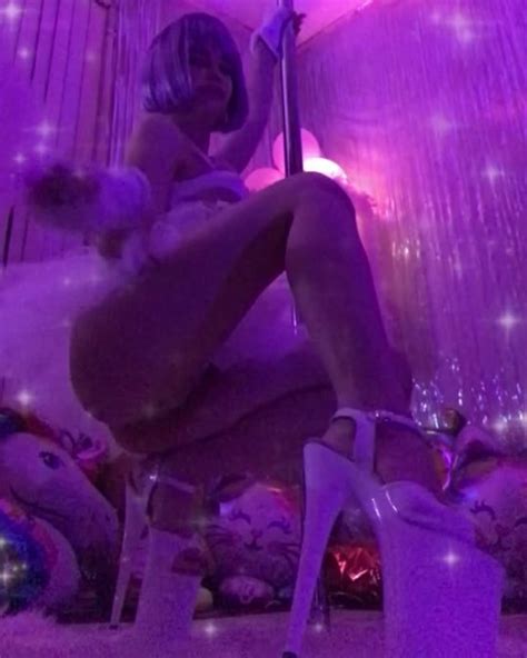 💜 Ultraviolet Lights 💜 Tumbex