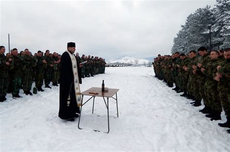 Pripadnici Vojske Srbije obeležili Dan sećanja Ministarstvo odbrane Republike Srbije