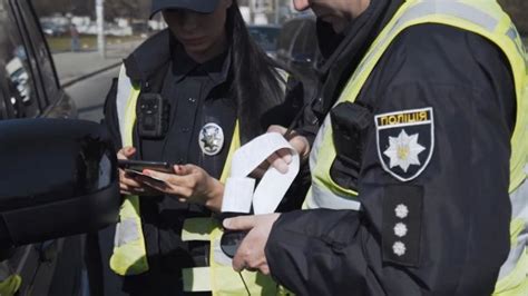 Водіям хочуть ввести новий штраф за невчасну зміну гуми Читайте на Ukr Net