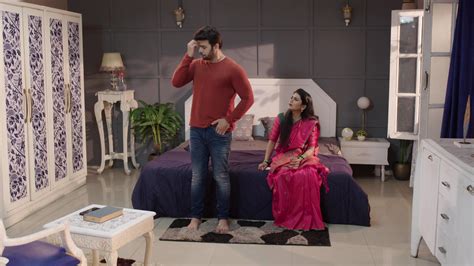 Watch Tharala Tar Mag Episode 212 On Jiohotstar