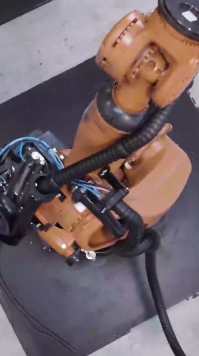 Thomas Preissner On Linkedin Multi Axis E Chain® For Robots Triflex®