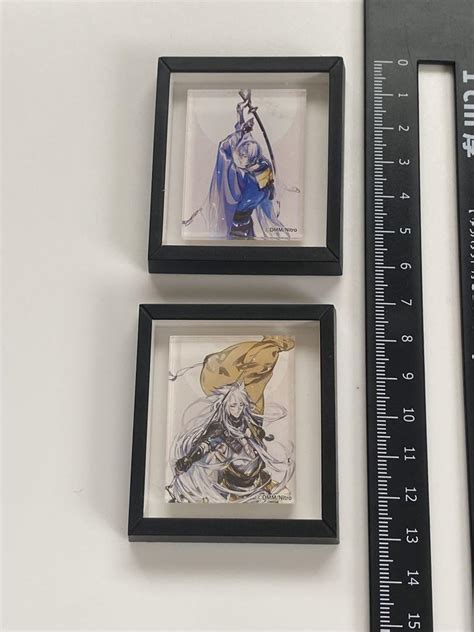 刀剣乱舞 三日月宗近 小狐丸 二周年記念祝画 ミニ額縁マグネット セット By メルカリ