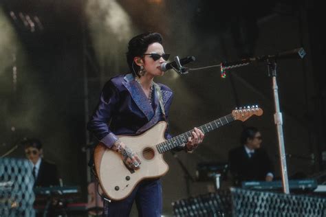 Shanida Tums R Julienbaker