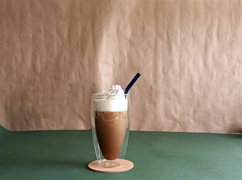 Iced Latte Recipe An Easy Cold Coffee Treat To Make At Home