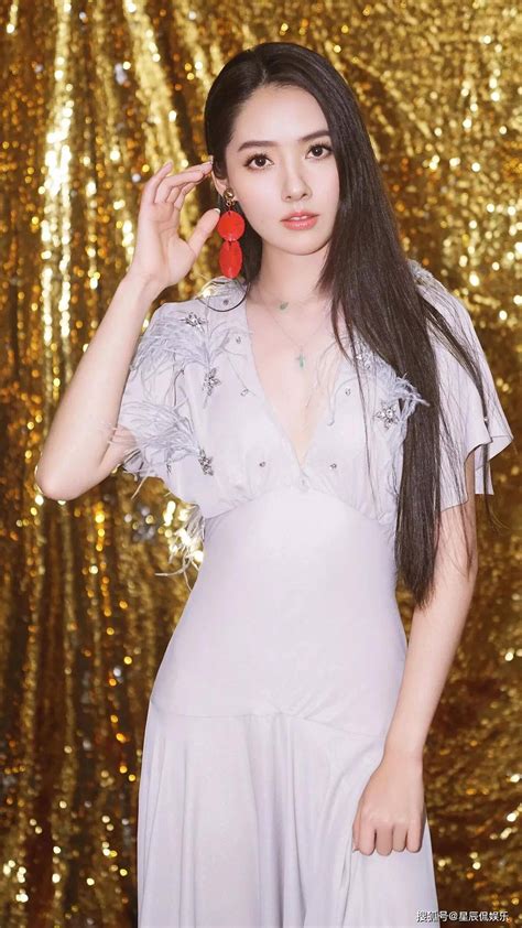 郭碧婷：气质婉约，性感迷人的清写真图片 搜狐大视野 搜狐新闻