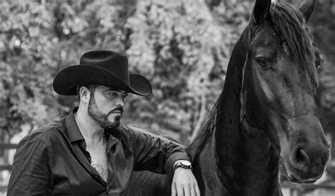 Pancho Ugalde Estrena El Video Del Tema Envidia Claudiaperalta