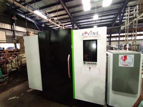 Divine Double Pallet Closed Body Fiber Laser Cutting Machine At Unit Fiber Laser