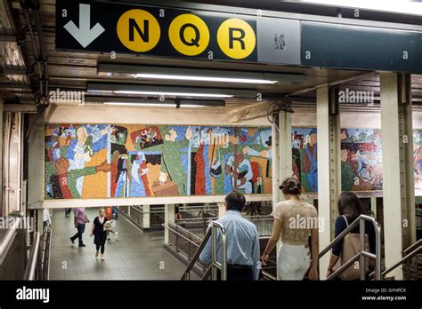 New York Cityny Nycmanhattanmidtown42nd Streettimes Squaresubway