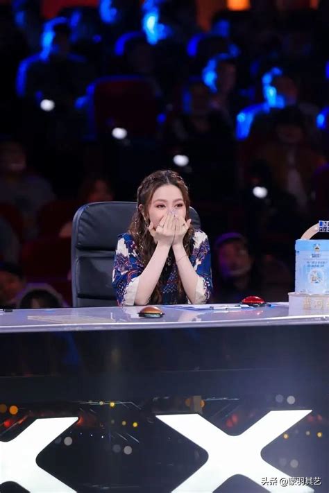 邓紫棋为什么改名歌莉娅（揭秘邓紫棋为何要更改艺名） We生活