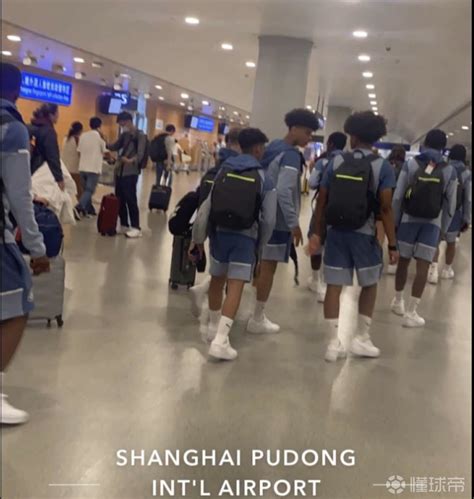 曼城华裔球员ryan Junwen Liu随曼城