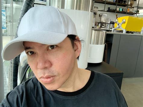 Documentary Club นอสตัลเจียแบบน่าดูจัง ทุกคนที่เดินเข้าร้านขายเพลง ล้วนเป็นเพื่อนคุณอย่าง