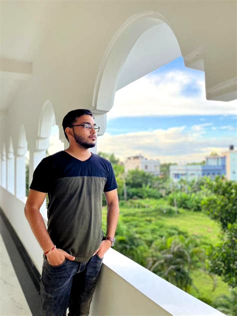 Navigating The Code A Freshers Odyssey In Software Development Soumyadeep Saha Posted On The