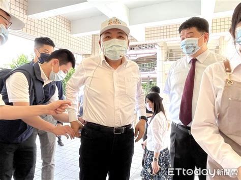 網紅四叉貓爆「新北封ptt」 侯友宜：我尊重業務單位 Ettoday政治新聞 Ettoday新聞雲