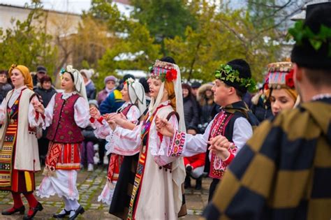 Враца отбеляза Трифон Зарезан снимки