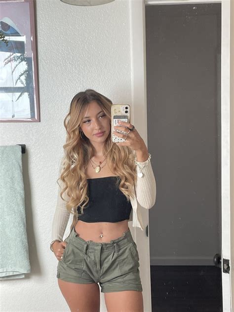 Beauties Daily K On Twitter Rt Savannahelisse Howdy