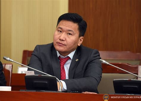 Т Аюурсайханыг ХНХ ын сайдаас чөлөөлөх захирамж гаргалаа