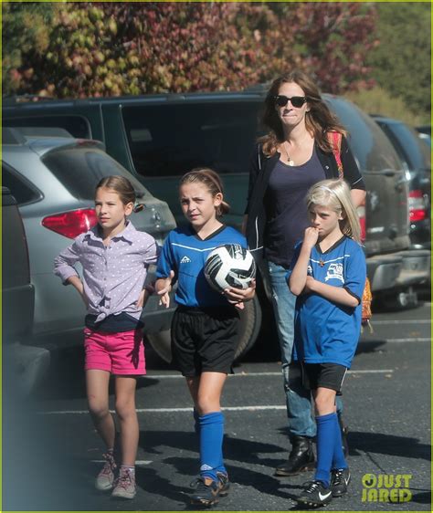 Who Is Hazel Moder ‘julia Roberts Daughter And How Old Is She