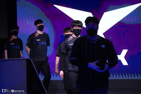 포토 Lck아레나 입장하는 디알엑스