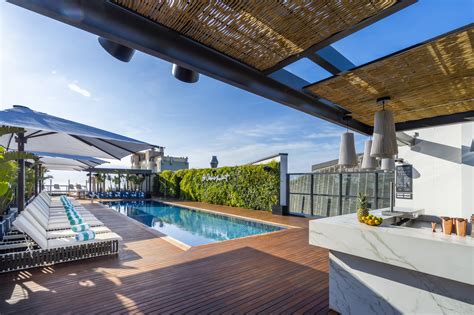 El Cielo Rooftop Sofitel Barcelona Skipper Terrazeo