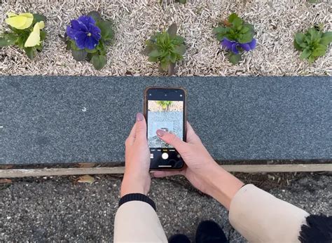 Les matériaux de plaques funéraires peuvent ils affecter la lisibilité des QR Codes