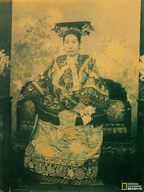 發現一張驚世駭俗的照片，慈禧年輕的時候竟然長這樣？ 每日頭條
