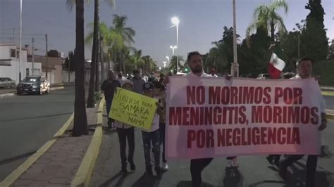 Protestan En Las Calles De Durango Por Brote De Meningitis Aséptica Que Ha Causado La Muerte De