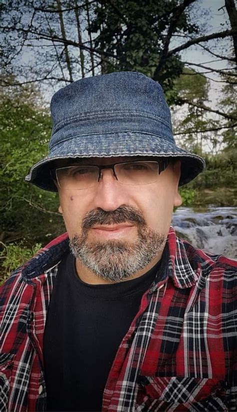 “თქვენ რამ გამოგათაყვანათ მუსიკოსებო რა გეფესტივალებათ როცა ქვეყანას პანაშვიდი აქვს