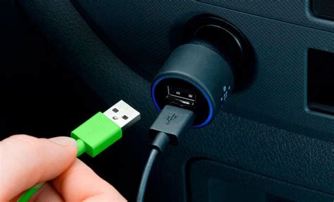 車のUSBポートで電話を充電するのが良くないのはなぜですか Infobae