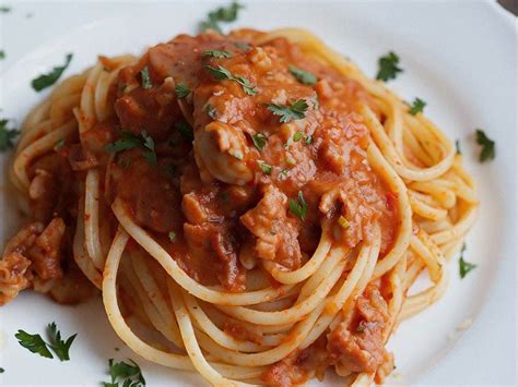 Pasta Al Sugo Di Polipetti