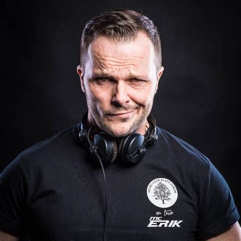 Aresta Z Dua Mc Erik A Barbara Prečo Odišiel Zo Slovenska A Začal Odznova Hudba Je Minulosťou