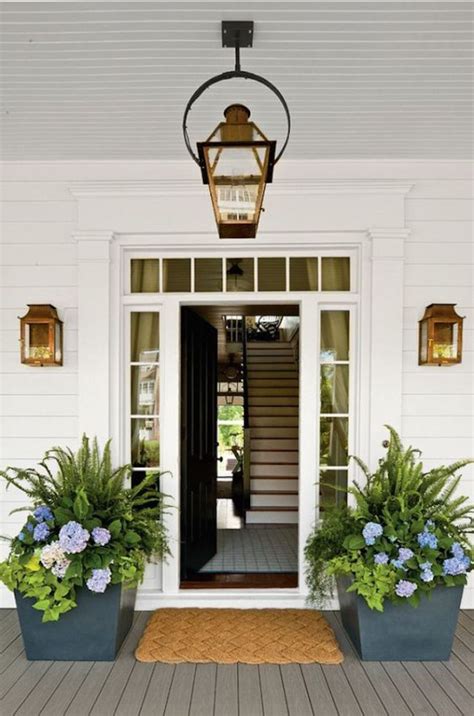 8 Pretty Ideas For Front Porch Plants Becki Owens In 2020 Front