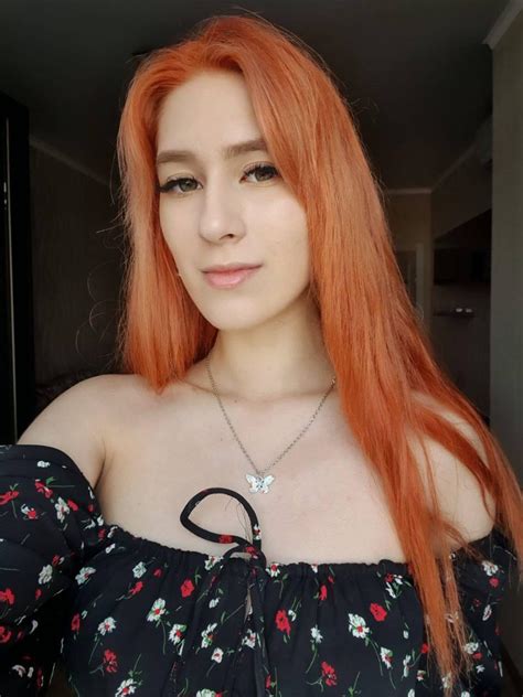 Just My Simple Selfie Rredheadbeauties